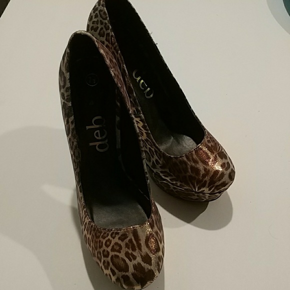 Deb | Shoes | Deb Cheetah Print Heels | Poshmark